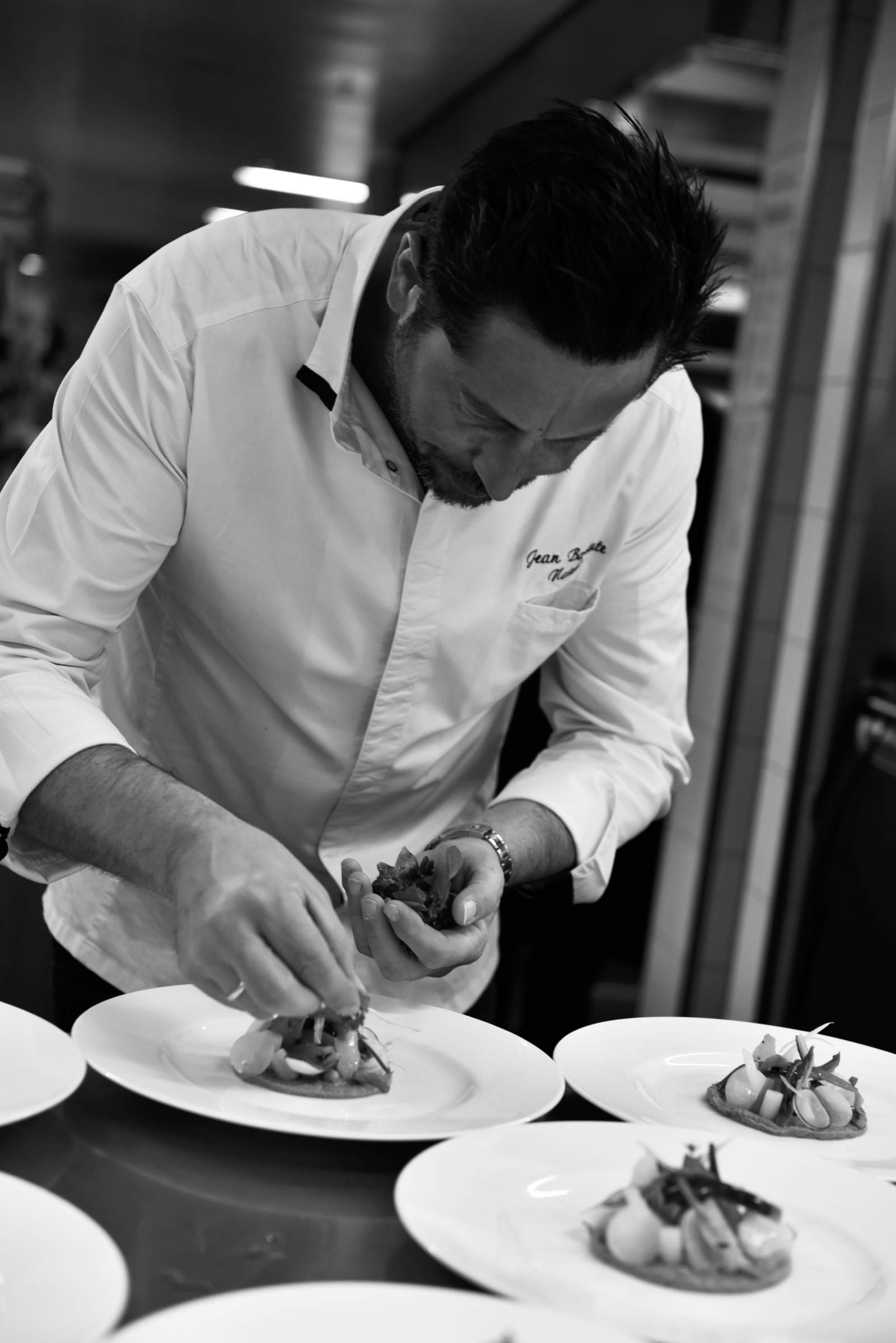 Five legendary chefs with a total of nine Michelin stars to surprise ...